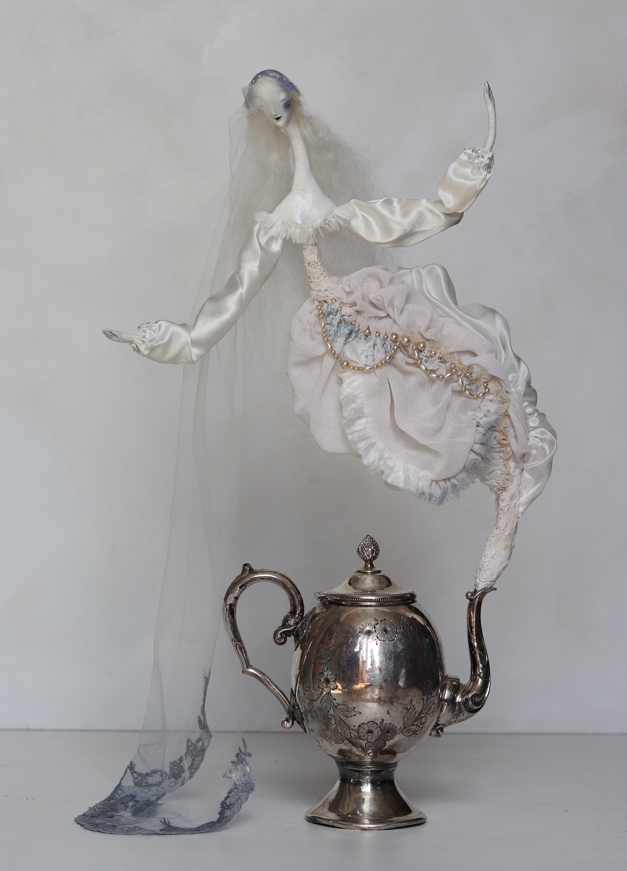 DOLL SCULPTURE - Pantovola Textile Art, Art Dolls and Sculptures